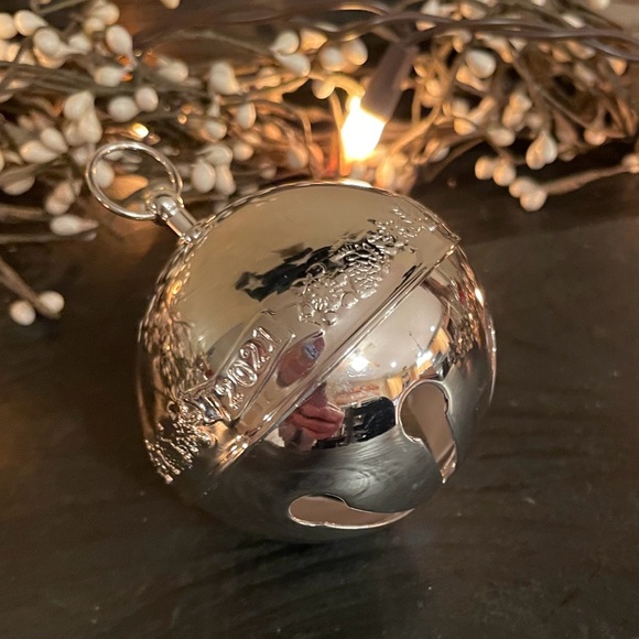 Wallace | Holiday | 22 Wallace Silver Plate Christmas Sleigh Bell ...